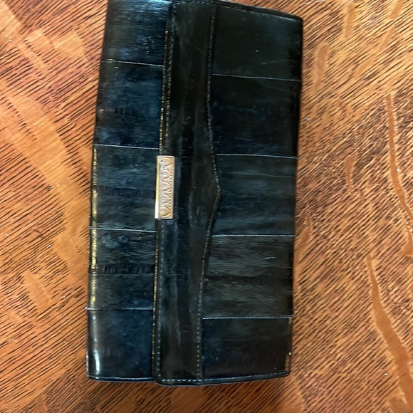 Bags | Vintage Soft Black Wallet With Change Compartment Snaps To Close ...